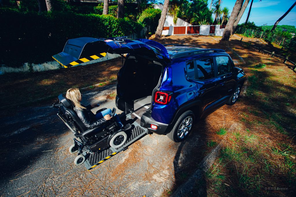 Transport personnes handicapées ACA France, spécialiste depuis 30 ans